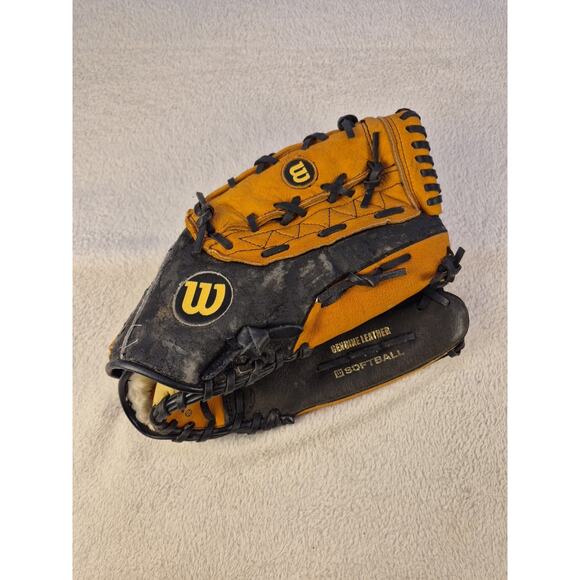 Wilson | Games | Authentic Wilson Softball Elite 4in Genuine Leather ...